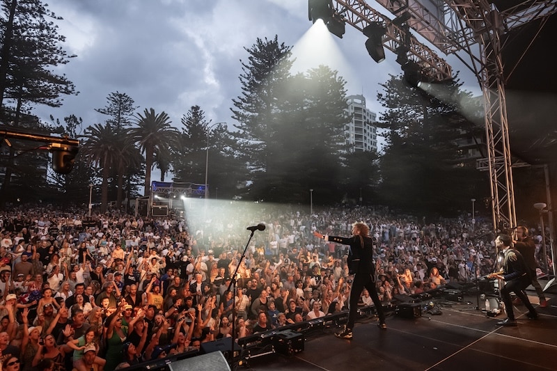 Cronulla Concert and Fireworks — Mums of the Shire